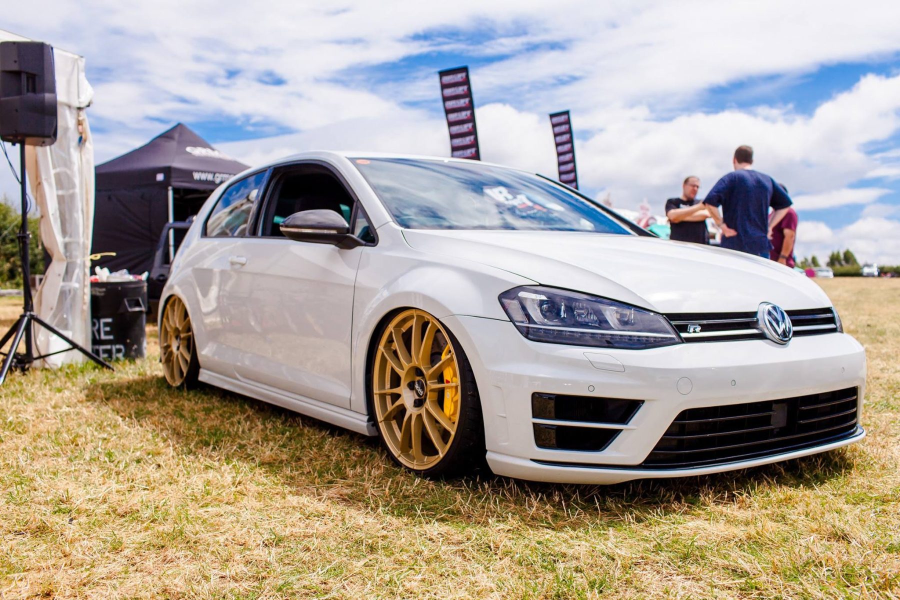 Muecke VW MK7 Golf 7 widened wings 3cm - Still Static - Got The Drop