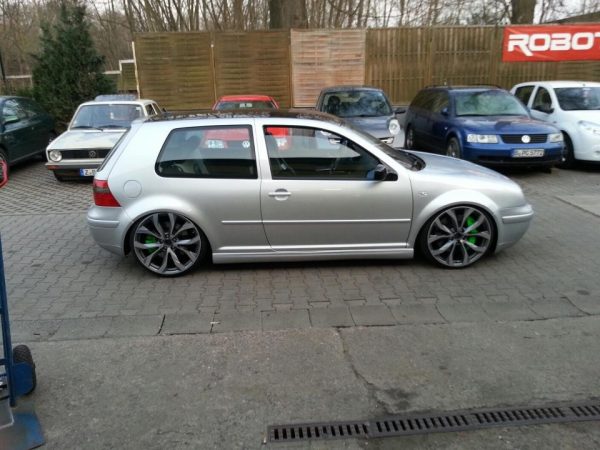 Muecke VW MK4 Golf 4 widened wings 2.9cm - Still Static - Got The Drop