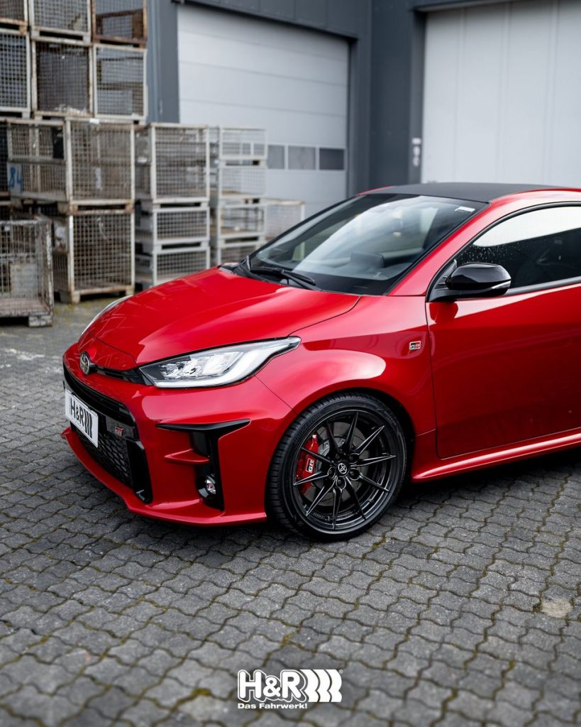 H&R Deep Coilover Toyota GR Yaris 4WD 2020> - Still Static - Got The Drop